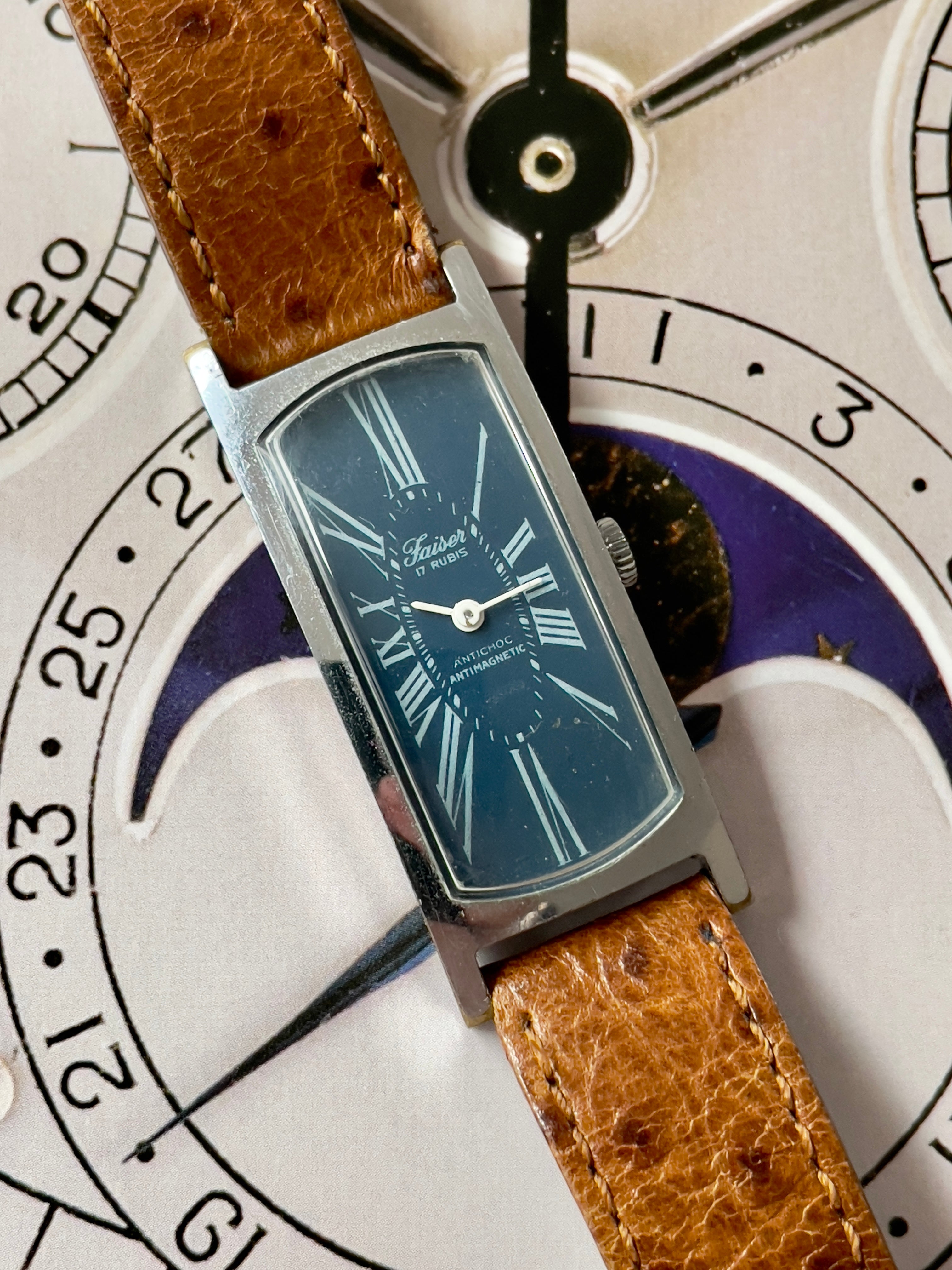 Faiser cintrée – Seconde Vintage